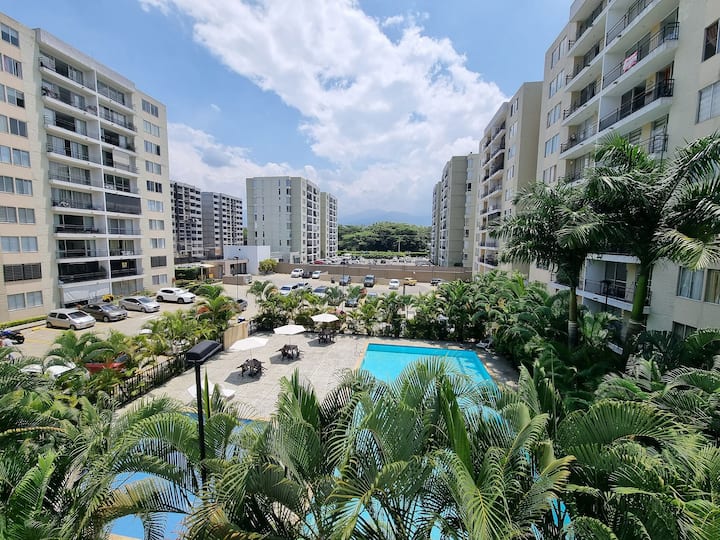 Amplio Apto Zona Comercial Full Wifi 500 Mb Gym - Cali