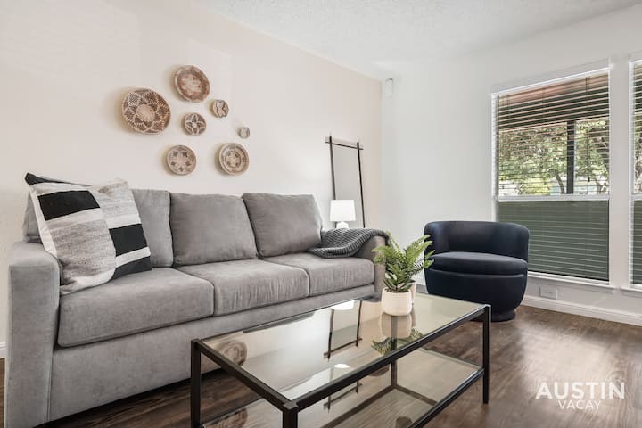 Walk To Everything - Fun Hyde Park Space King Bed - Far West Boulevard – Austin