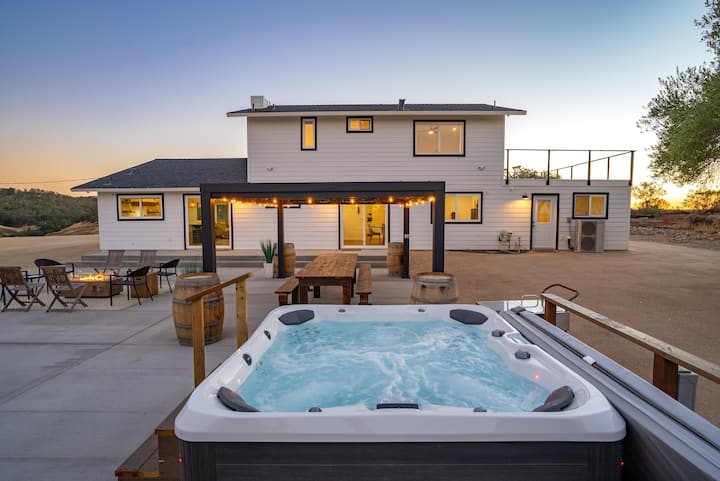 The Shire At Baggins Hill With Spa And Firepit! - Atascadero, CA