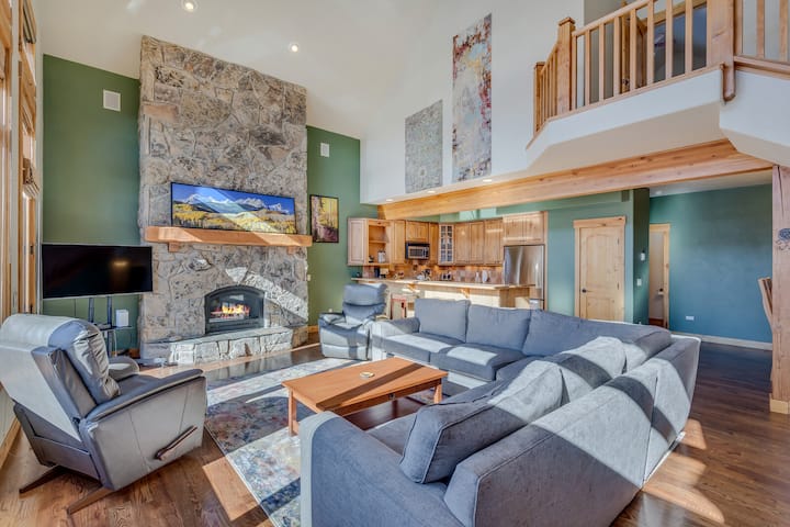 Stunning 4bd 4ba Townhome Near The Slopes 1039 - Steamboat Springs, CO