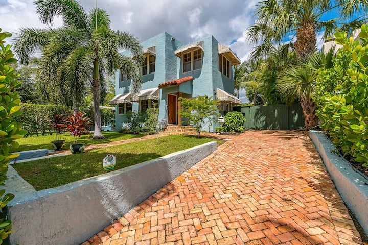 Welcome To Casa Kanuga | Tropical Oasis + Pool/spa - West Palm Beach, FL
