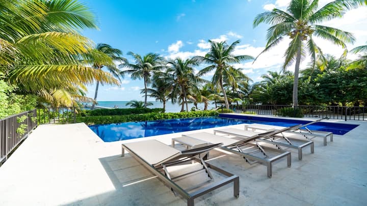 Beachfront Villa With Long Private Pier And Pool! - Belize