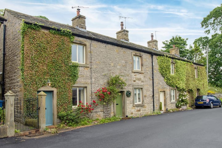 Ivy Cottage - A Romantic Cottage For Two - Skipton