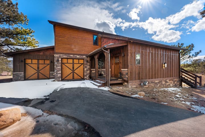 Large Home Near Lake Estes! - Estes Park, CO