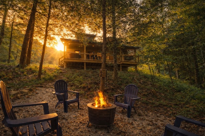 Red River Gorge Hot Tub Firepit Wi-fi Tucked Away