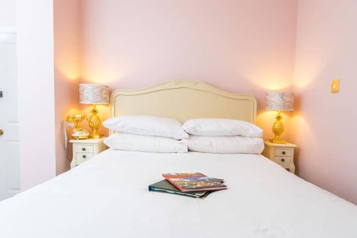 Deluxe Double Room In Bath - Bath