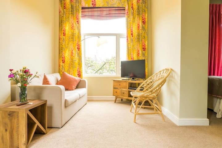 Deluxe Room In Bath - Bath