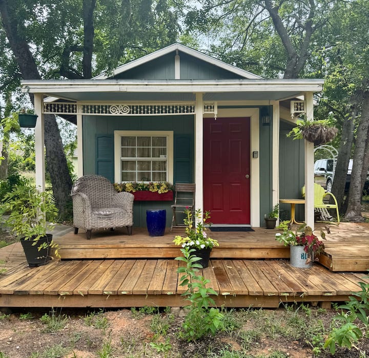 The Judge Roy Bean Cottage At Four Winds - Bonham State Park, Bonham