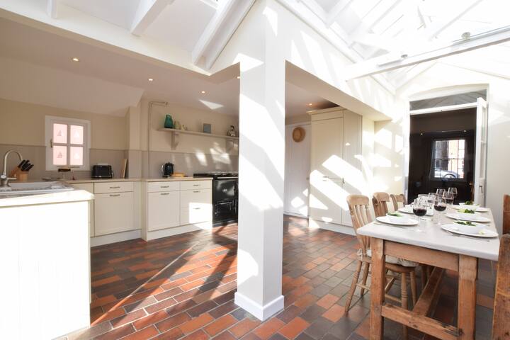 Albion House, Southwold - Southwold