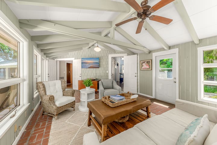 The Roosevelt Suite At Old Colorado Inn - Stuart, FL