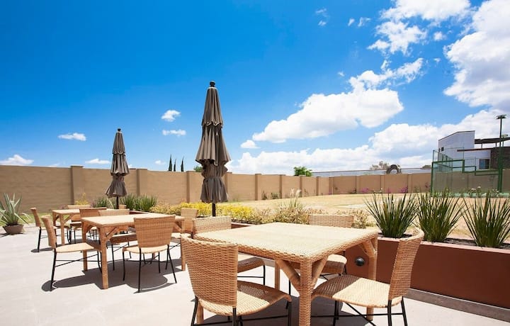 Gallery Apartment Pool & Jacuzzi - San Miguel de Allende