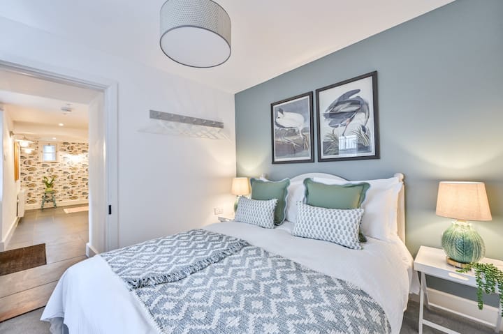 Old Cobblers - Newly Decorated Apartment, Sleeps 4 - Port Isaac