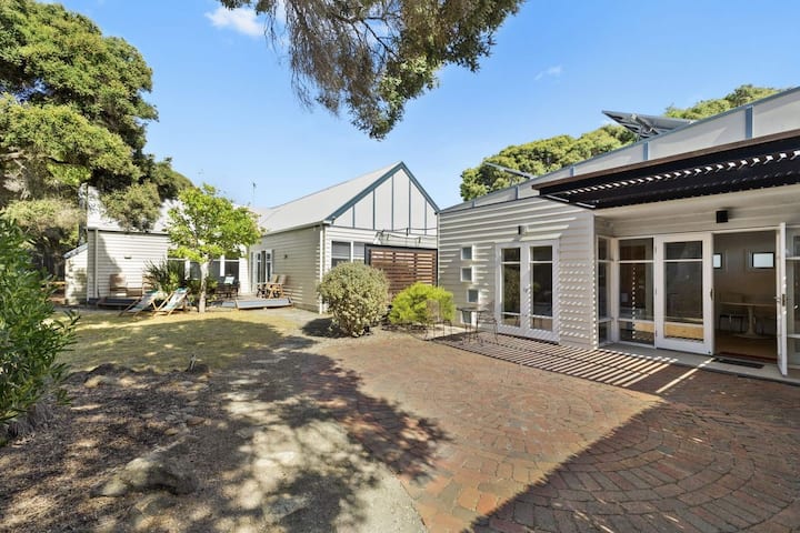 Easy On Eighth - Great Ocean Road