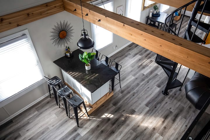 12-20 Guests | Gamerm | Hot Tub-all Year | Dog Ok - Michigan City, IN