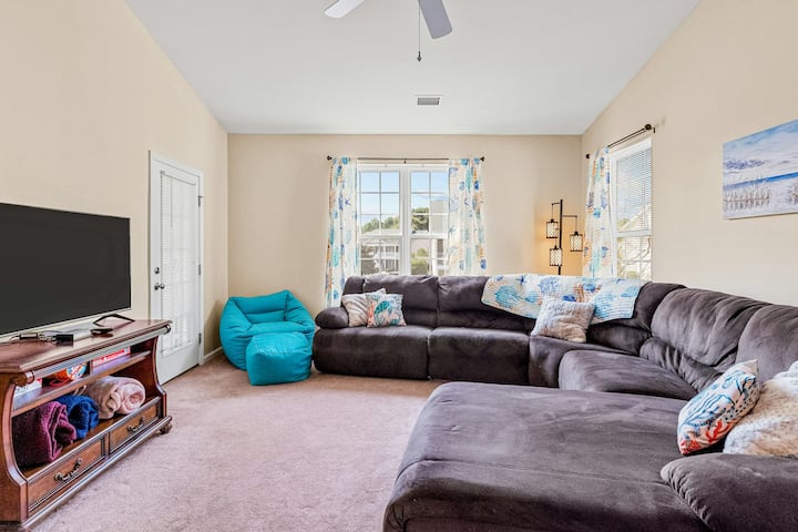 Lovely 3br Waterview 2nd-floor | Balcony - Sunset Beach, NC