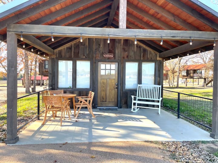 Pet Friendly The Cardinal Cabin 15min To Magnolia - Texas