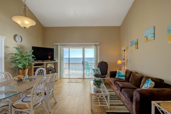 2br Oceanfront | Balcony | Pool | Central Ac - Surf City, NC