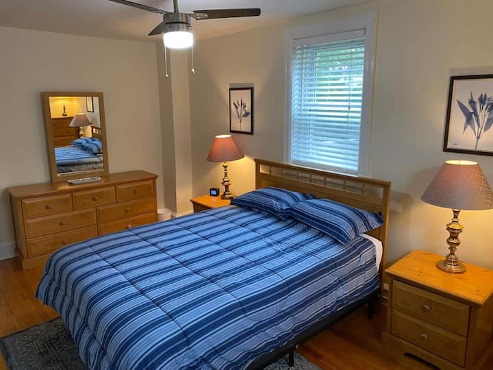 2mins Dt/patio+parking/50” Roku Tv/400 Mbps - Bryn Mawr, PA