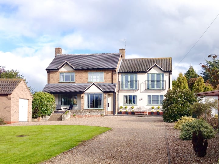 Tanglemere - Broadway