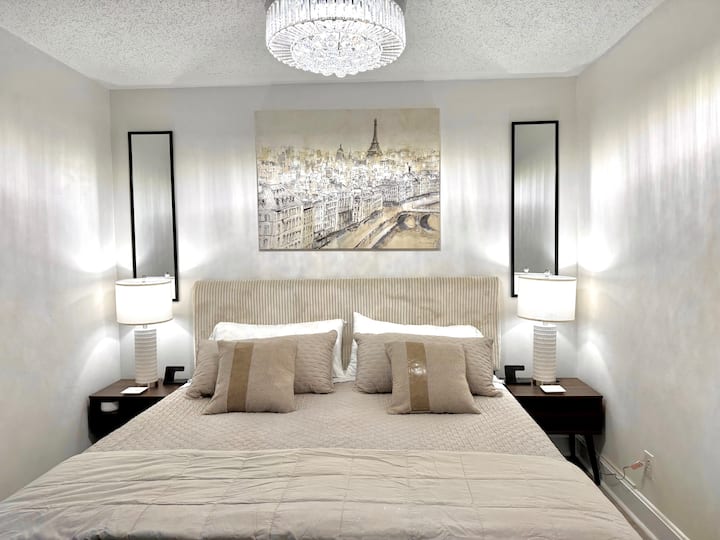 Bungalow|clt Airport|panthers|dogs Welcome| Fenced - Charlotte