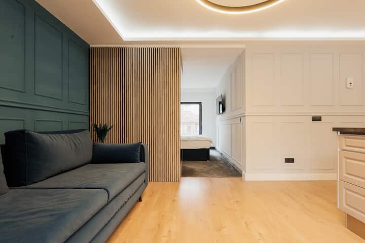 Nest Inn Royal Apartment - 클루지나포카