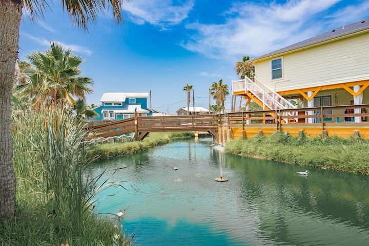 Pondaransas: 4bdr 3bth / Private Pool - Port Aransas, TX
