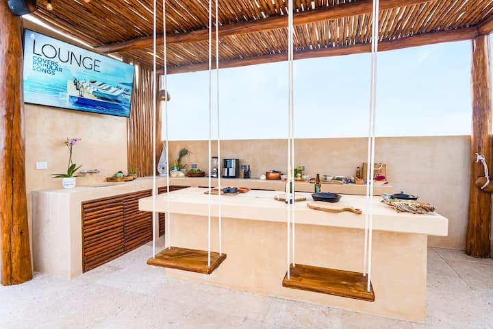 Luxury 2 Story Villa-private Pool & Rooftop Bbq! - Tulum