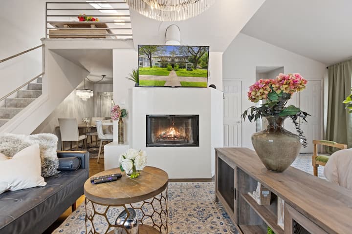 Modern 2br Dallas Loft W/ Private Outdoor Terrace - Dallas
