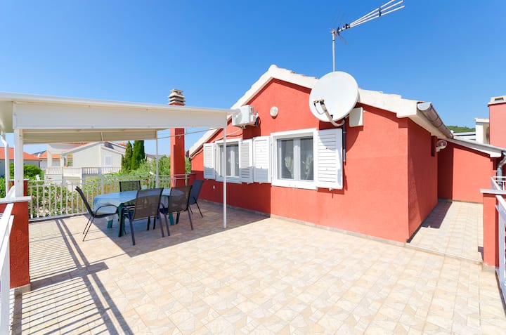 Appartement Nada (80211-a1) - Tisno