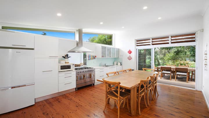 Breezeway | Easy Walk To Beach | Accom Holidays - Avoca Beach
