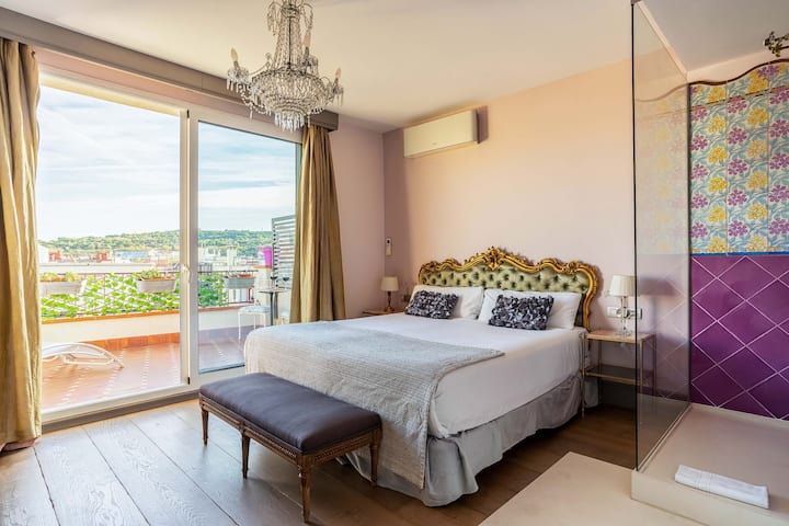 Stunning Sunsets In Eixample With Double Terrace - Rubí