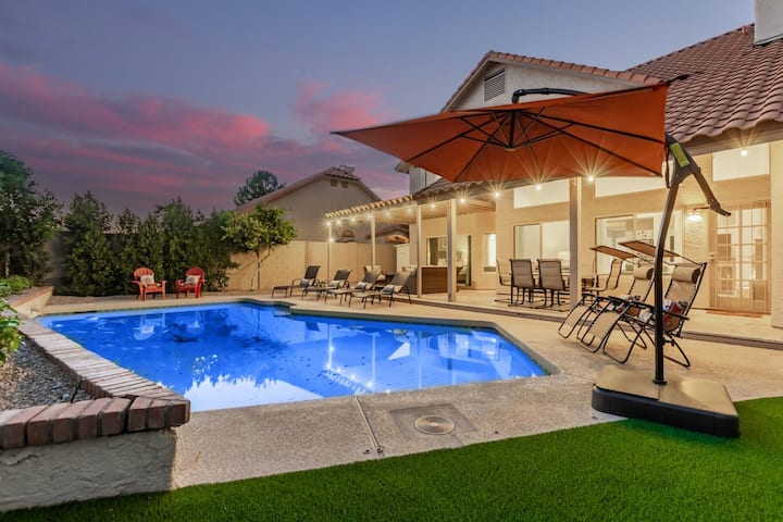 Elegant Luxury Villa W/heated Pool Outdoor Fun - Tempe, AZ