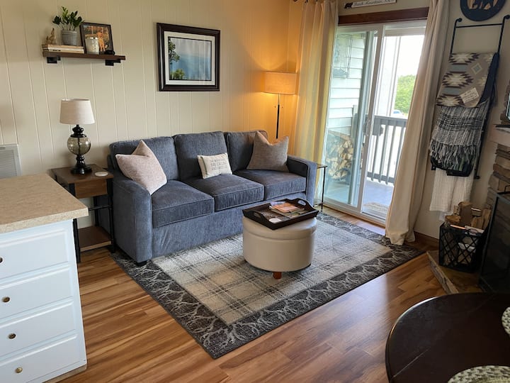 Blue Ridge Vacation Villas - Beech Mountain, NC