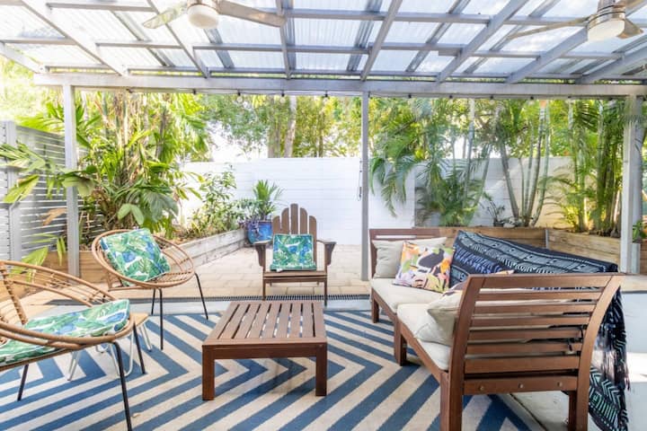 Tropical Garden Villa | 5 Mins From City Centre - Darwin