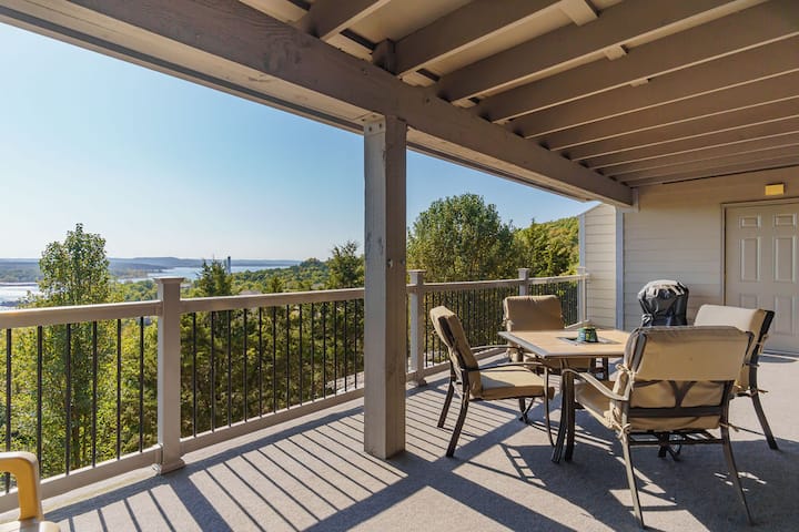 Lake View! Newly Renovated Condo! Spacious - Coney Island, MO