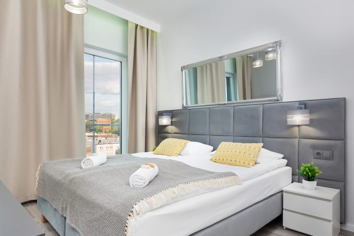 Air-conditioned Studio With Balcony - For 2 People - Aéroport de Varsovie-Chopin (WAW)