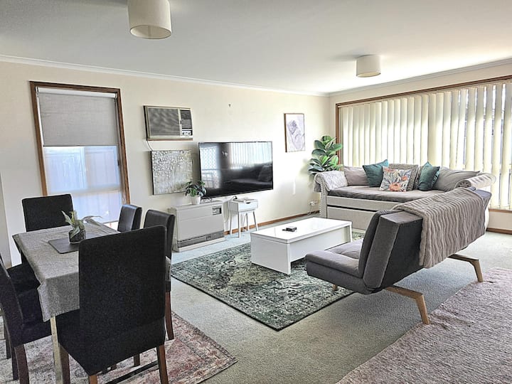 Kennington Two/2 Bedrooms/1 King Bed/6 Beds/pets - Bendigo