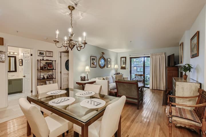 Ideal Downtown 1 Bdr Near Shops & Trails - Boulder, CO