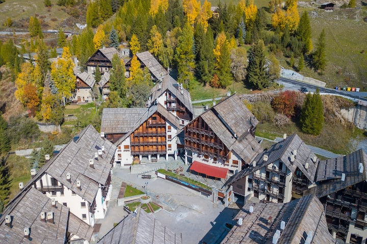 Grange Hike & Ski - 25c Sestriere - Happy.rentals - Prali