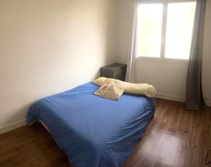 Studio Lumineux à Clichy 27 M² + Parking - ibis Paris Porte de Clichy Centre