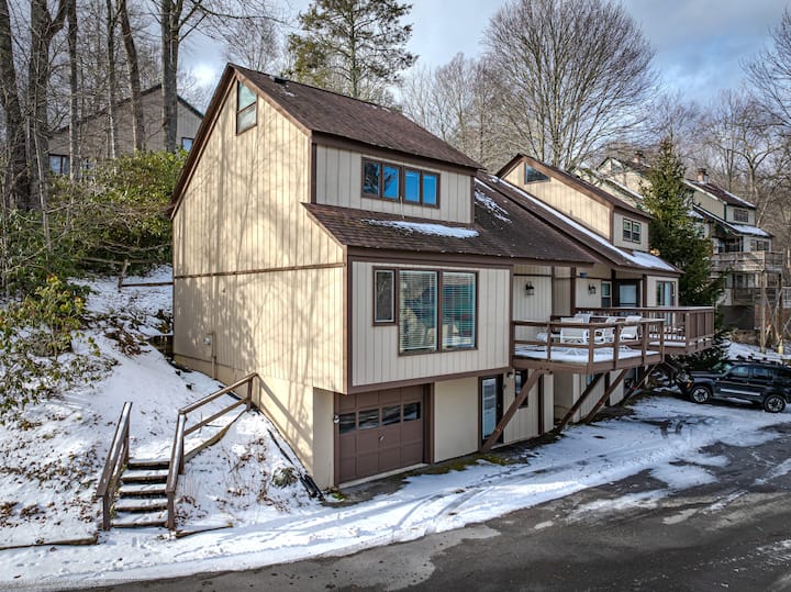 4 Story Condo - 100 Yard Walk To Slopes On Sugar Mountain - Banner Elk, NC