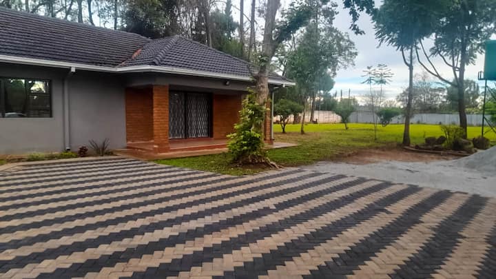 Harare -Self-catering In Sunshine City - Harare