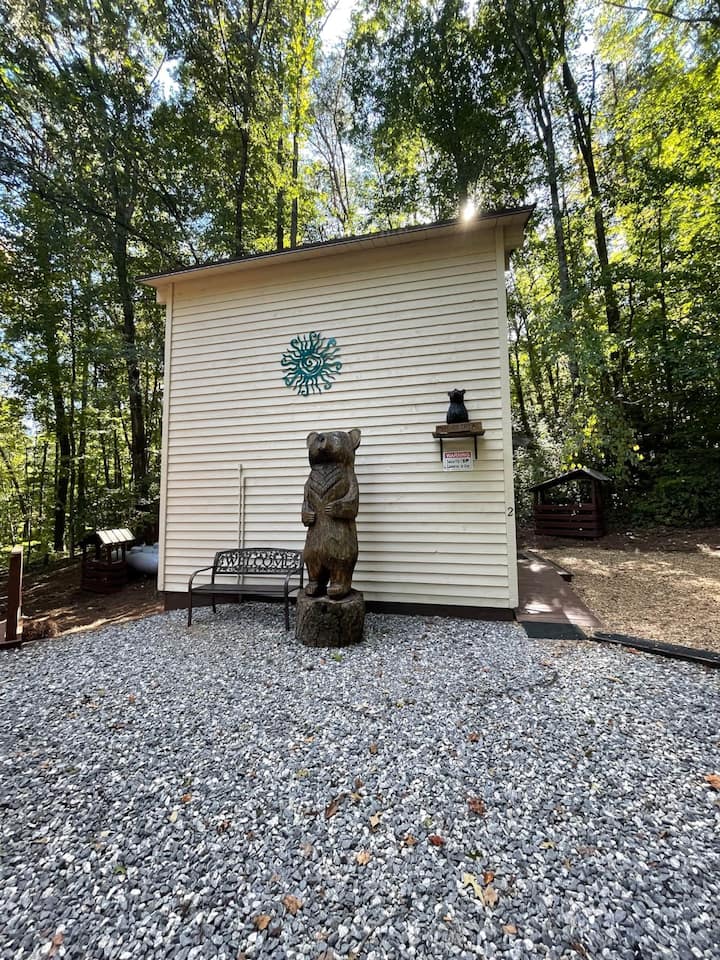 Mountain Retreat Cabin - Sautee Nacoochee, GA