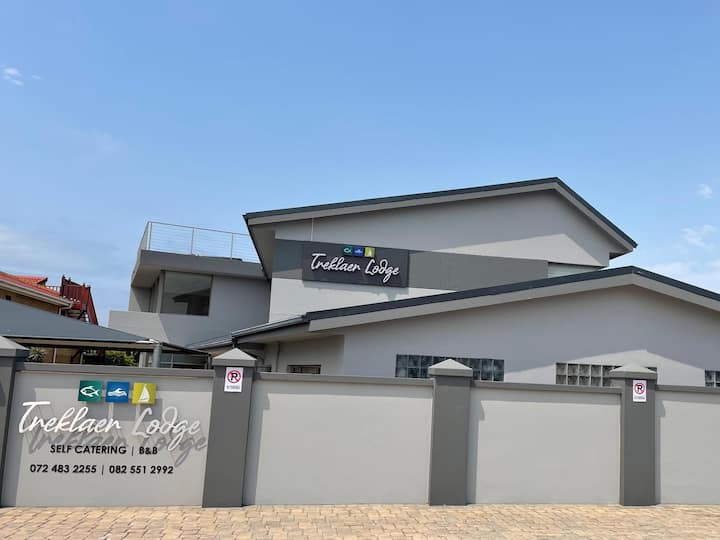 Sea View Standard Apartment - Mossel Bay