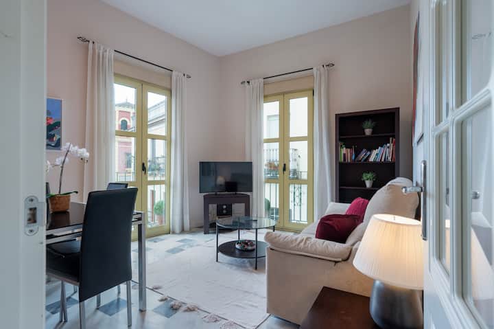 Beautiful Apartment With Balcony - Center-1bd1bth - Aeropuerto de Sevilla (SVQ)
