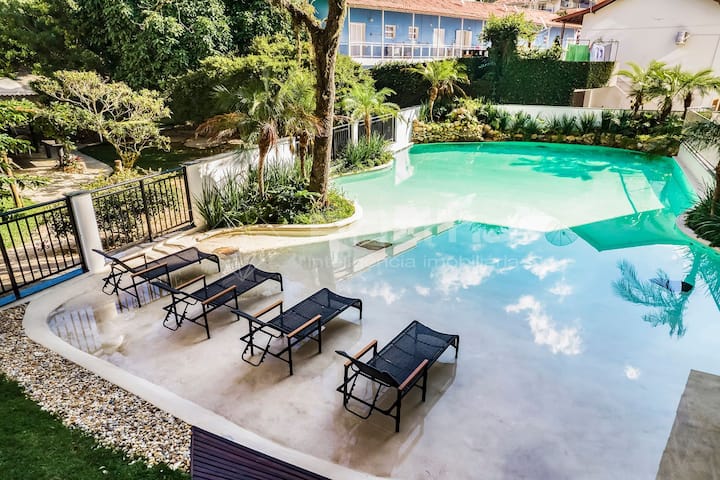 304 Bl 01 - Waldgarten Bombinhas - 50 M Do Mar E Frente Avenida - Condomínio De Alto Padrão - Piscina - Academia - Salão De Jogos - Bombinhas