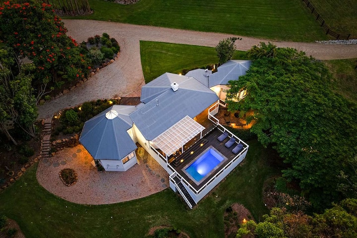 *New* Three Meadows House & Function Space - Bangalow