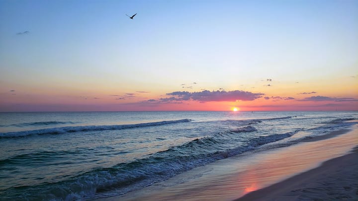 Beach Blossom Villa - Privacy And Perfect Location - Fort Walton Beach, FL