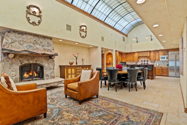 The Atrium At Vail Village - Walk To Everything - Vail, CO