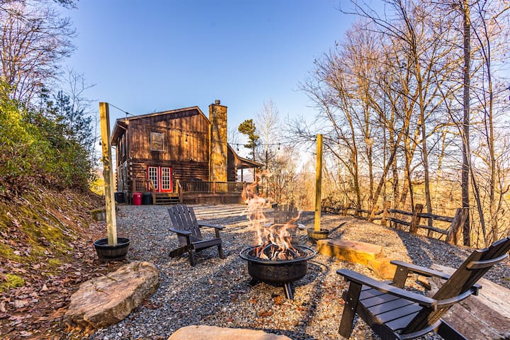 Close To Polar Express | Hottub, Firepit, Gameloft - Bryson City, NC